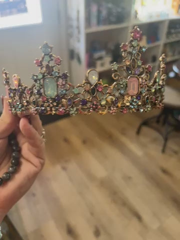 Multi Colored Crown – Spiritual Gardens